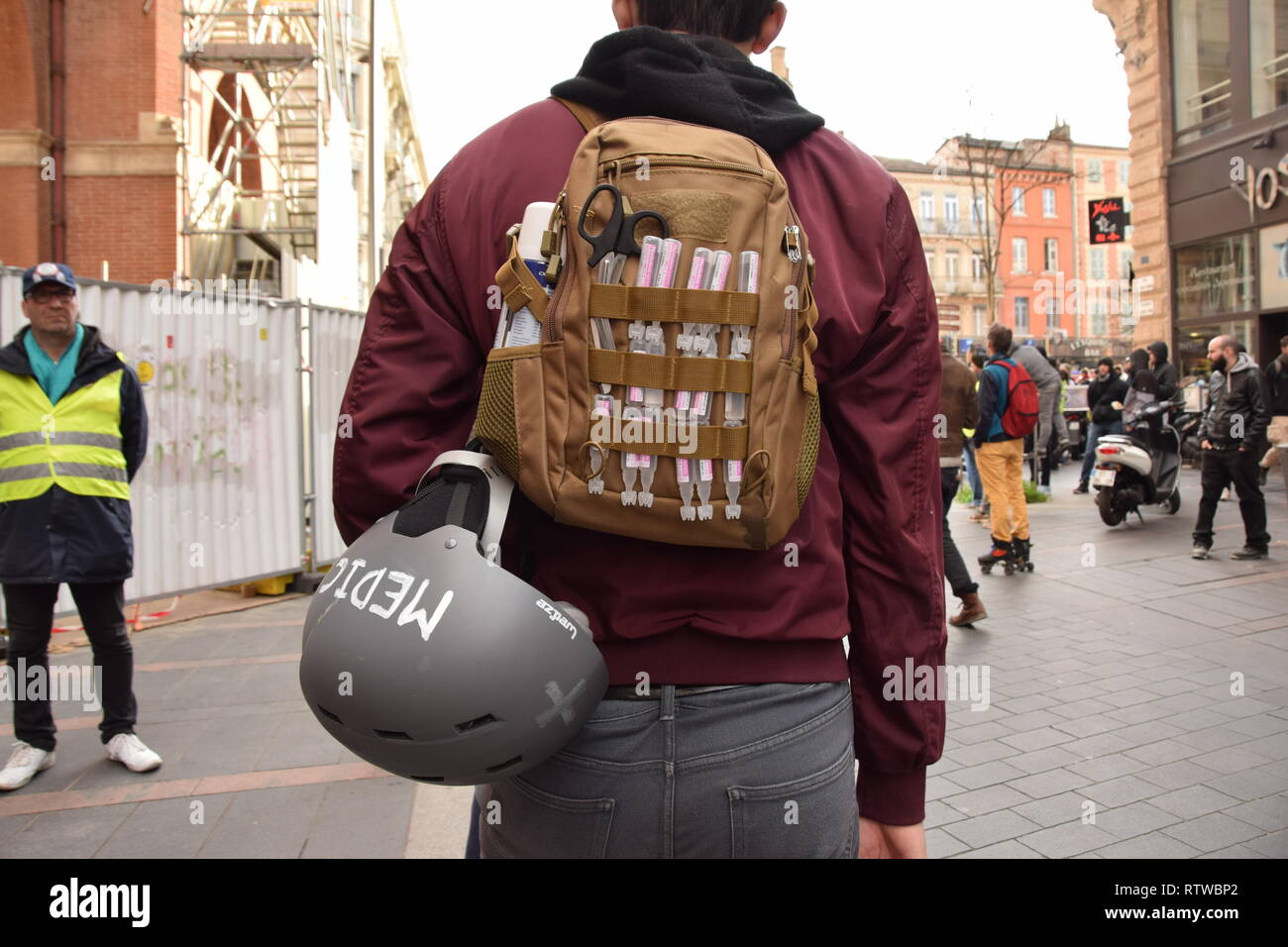 Riot medic hi-res stock photography and images - Alamy