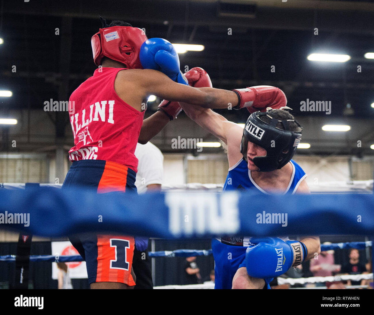 Man punched head hi-res stock photography and images - Alamy