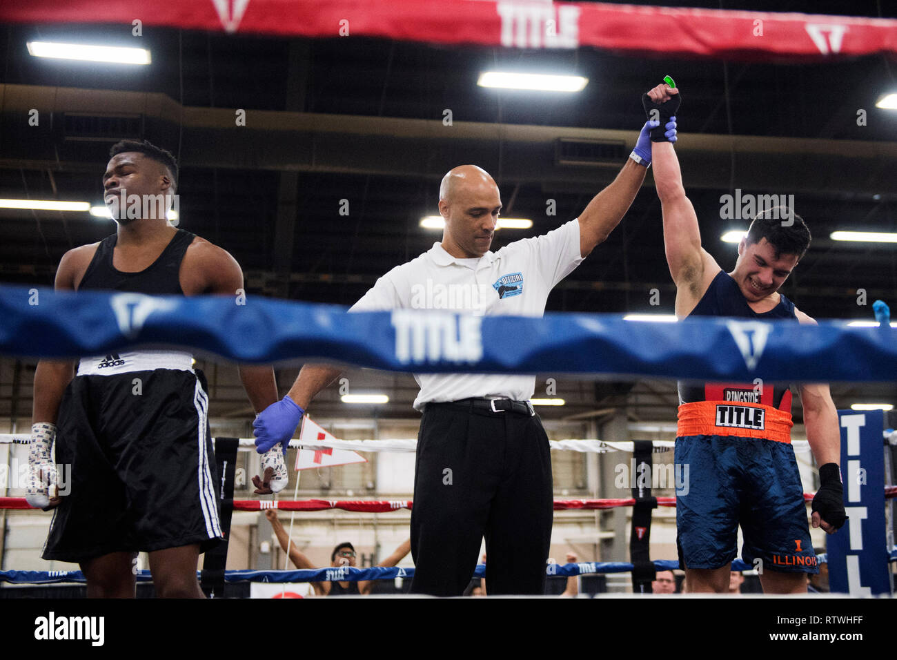 Boxing action in ring hi-res stock photography and images - Alamy