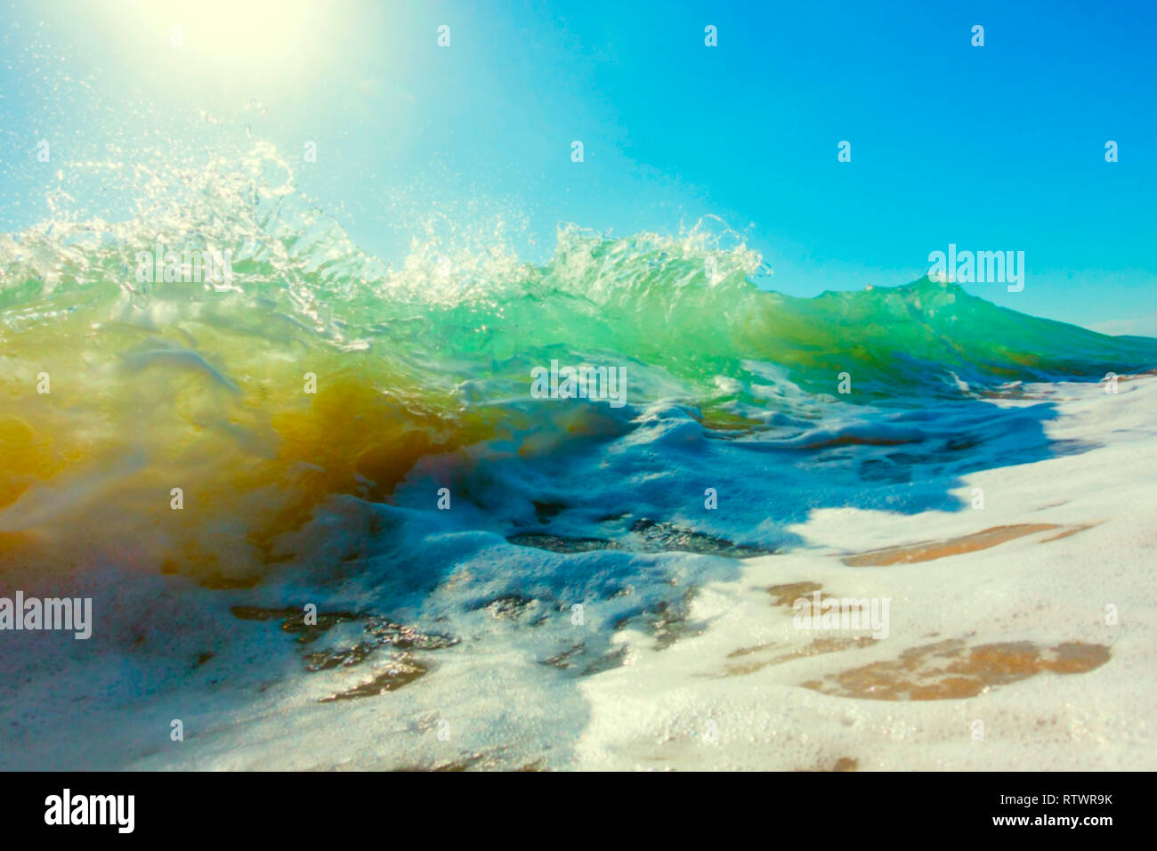 Splash of sea wave Stock Photo - Alamy