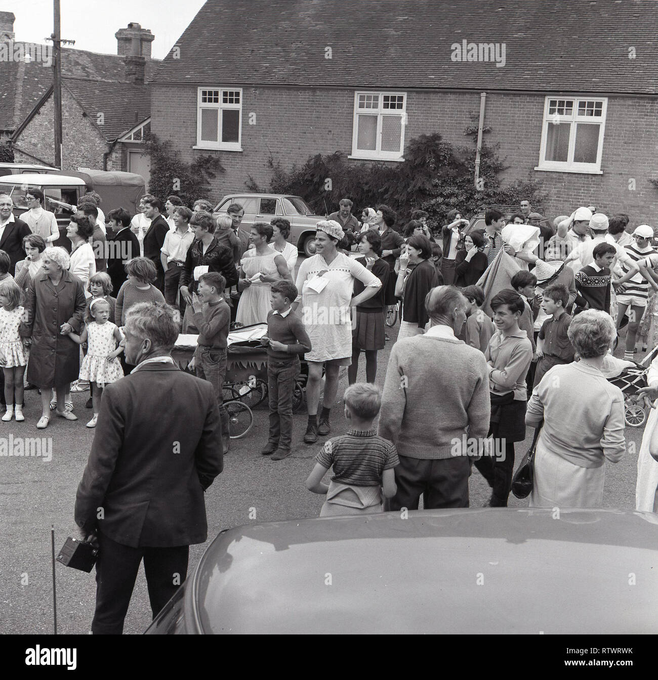 Pram race race hi-res stock photography and images - Alamy