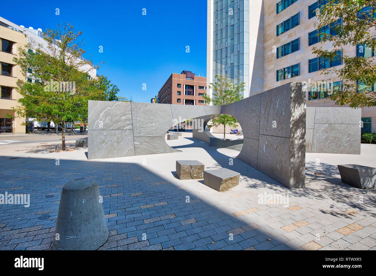 Mit campus boston hi-res stock photography and images - Alamy