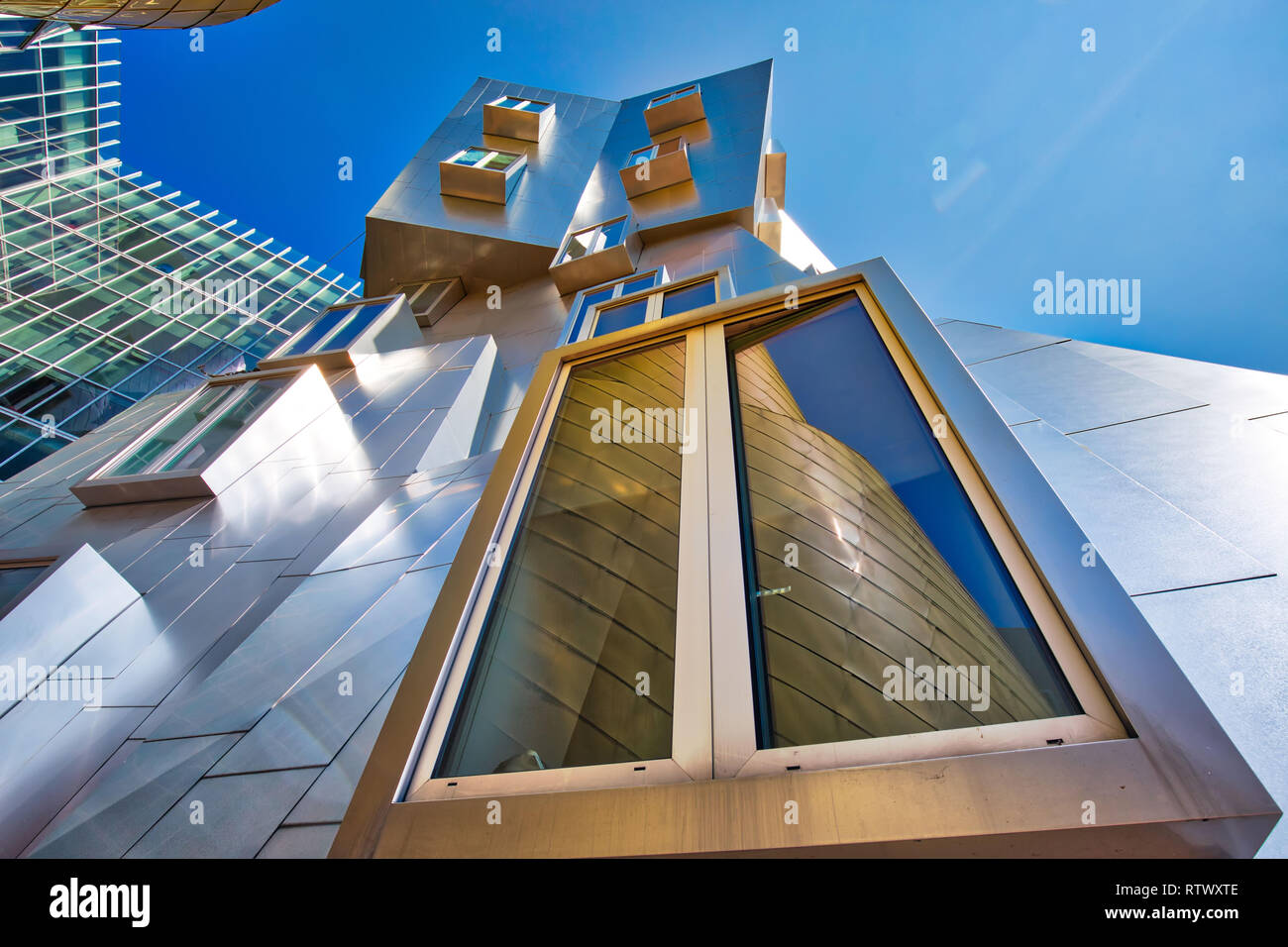 BOSTON, MA, USA – October 16, 2017: World-famous MIT institute of ...