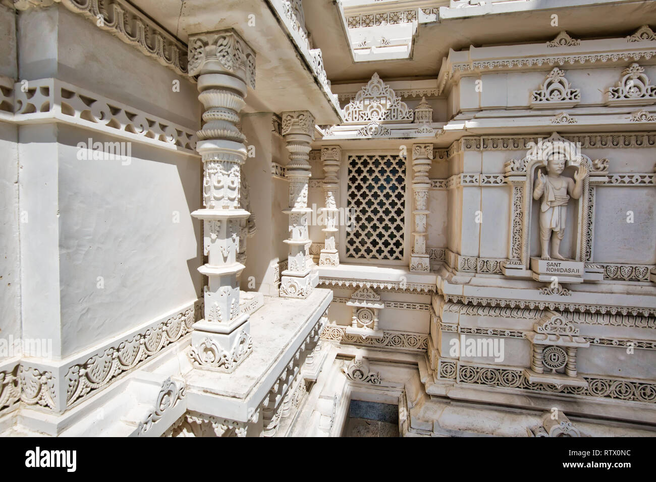 BAPS Shri Swaminarayan Mandir Hindu Temple in Toronto Stock Photo - Alamy
