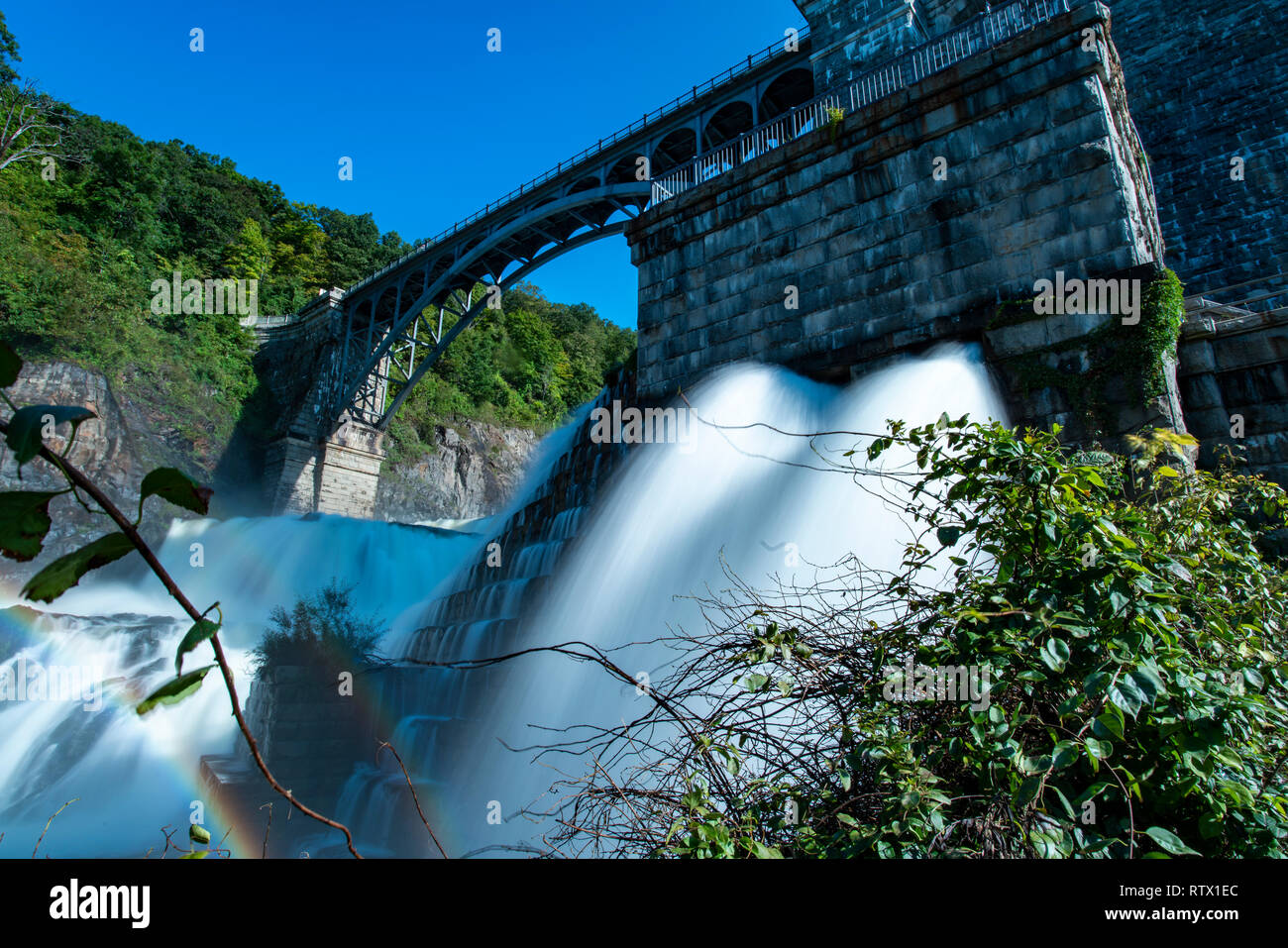 Rainwater flow hi-res stock photography and images - Alamy