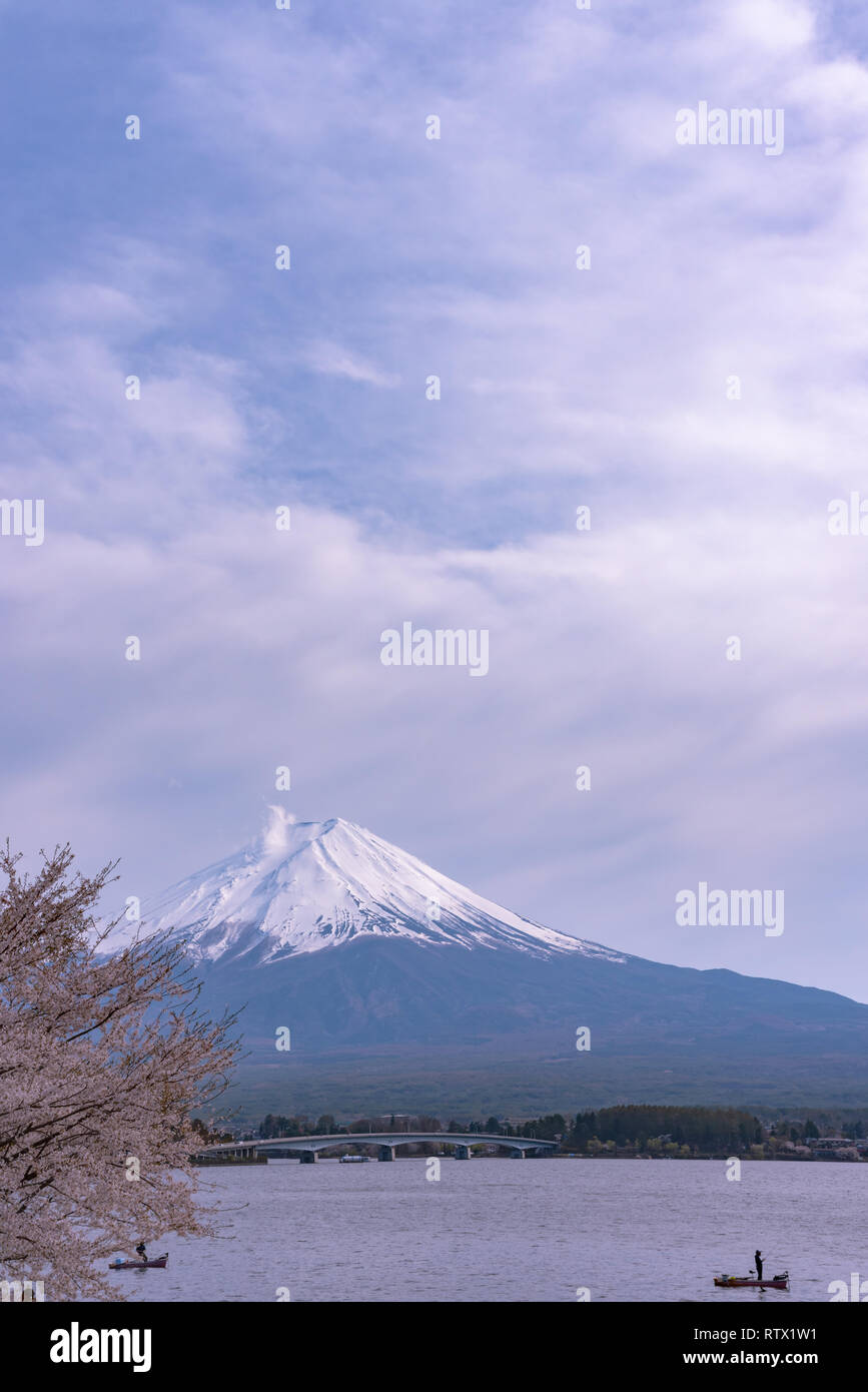 Close-up snow covered Mount Fuji ( Mt. Fuji ) with blue sky background ...