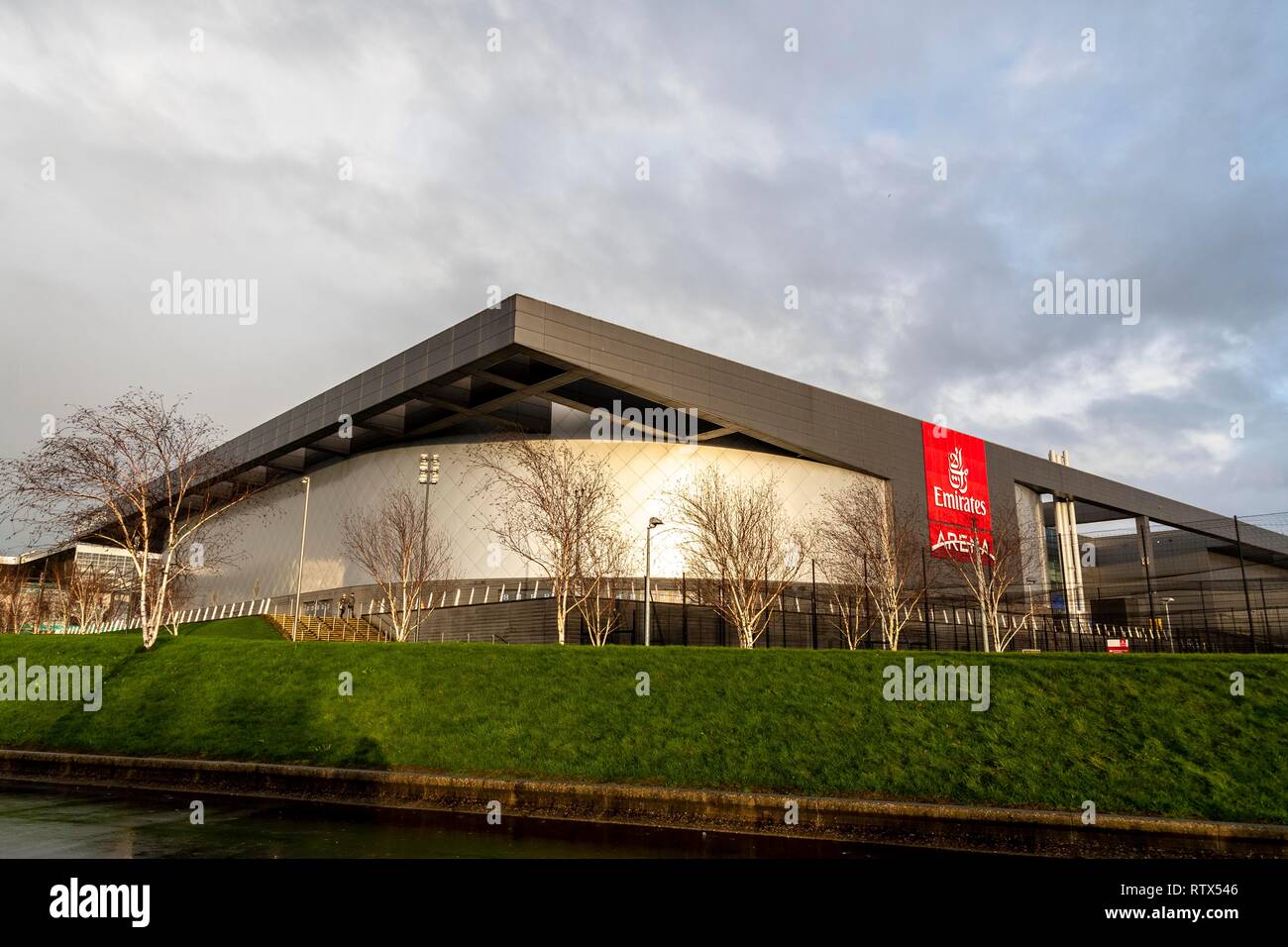 Sunset emirates stadium hi-res stock photography and images - Alamy