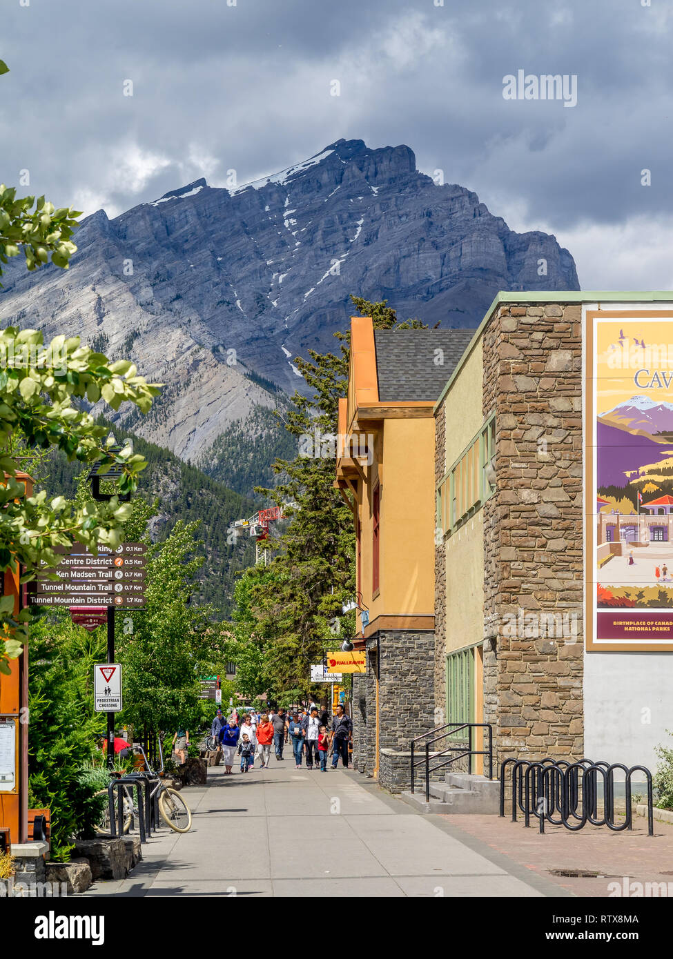 Central alberta hi-res stock photography and images - Alamy