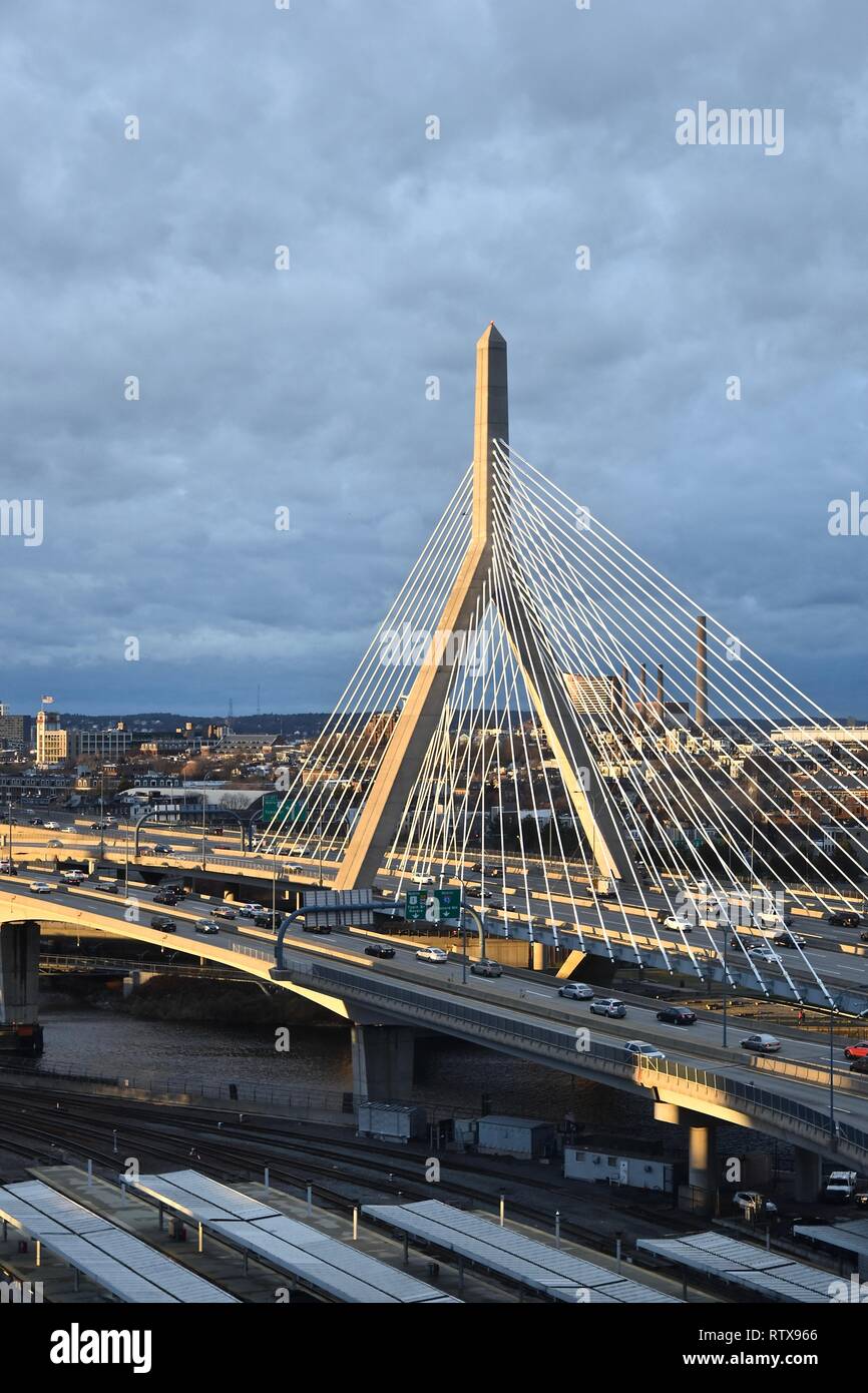 The iconic Leonard P. Zakim Biunker Hill Memorial bridge suspension ...