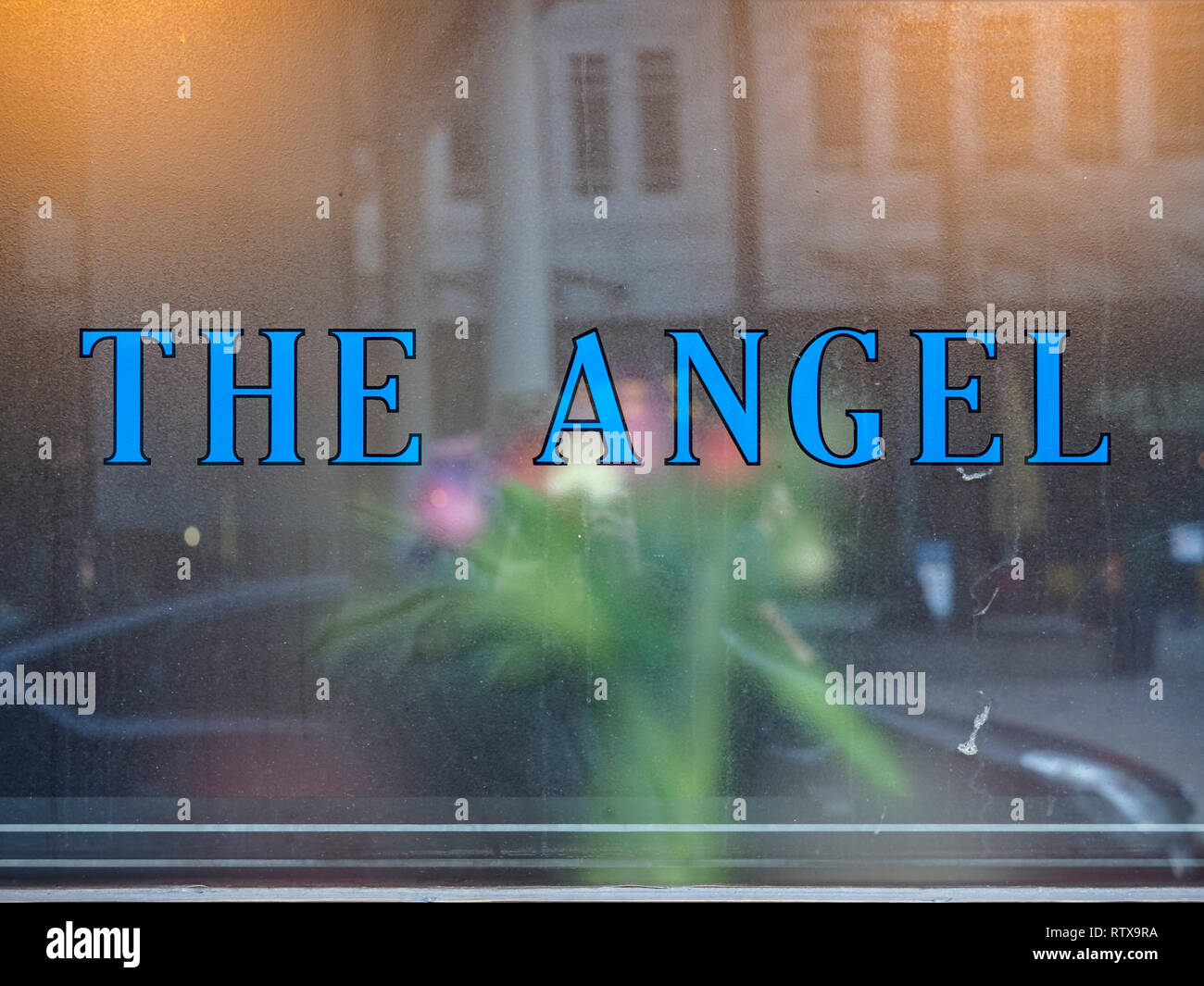 London Pub Window Stock Photo - Alamy