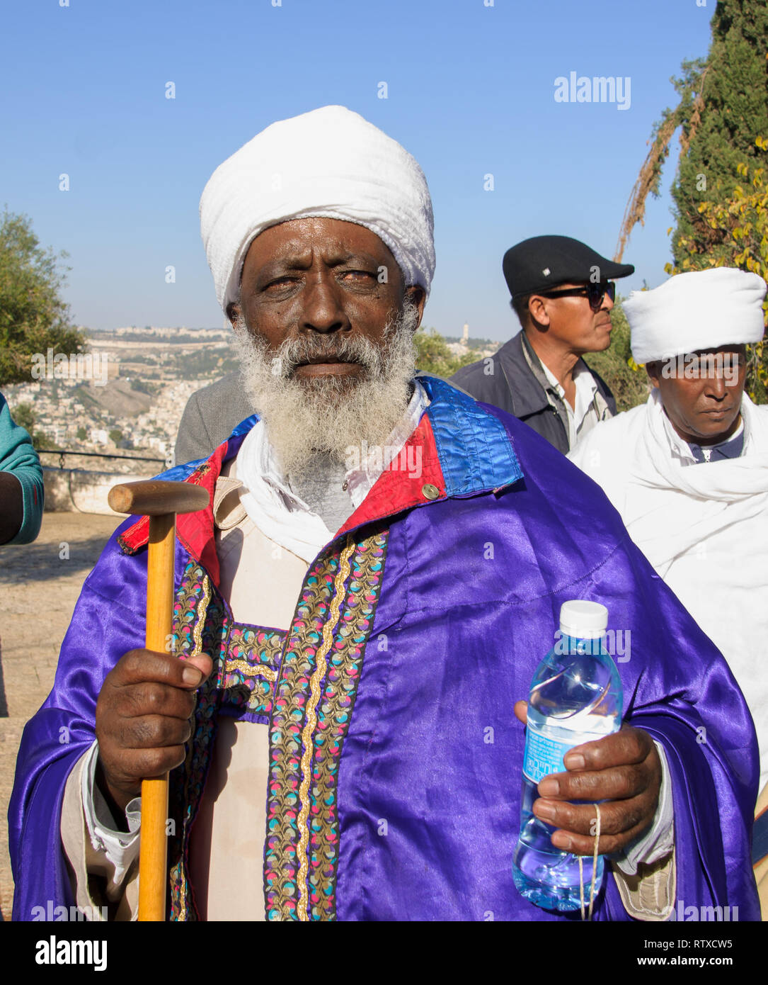 JERUSALEM - NOV 20, 2014: Portrait of a Kes, religious leader of the ...