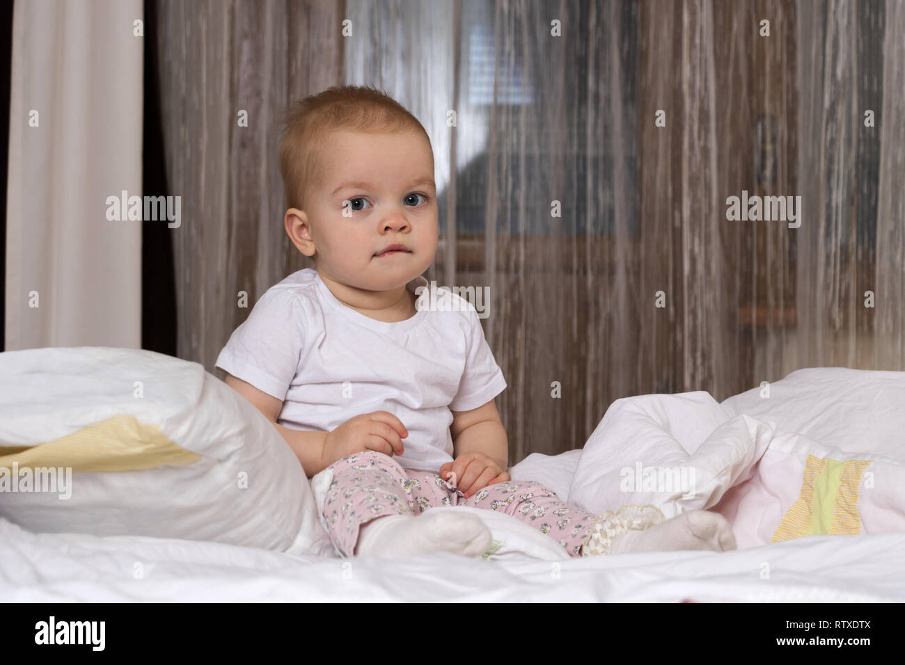 Sad little toddler hi-res stock photography and images - Alamy