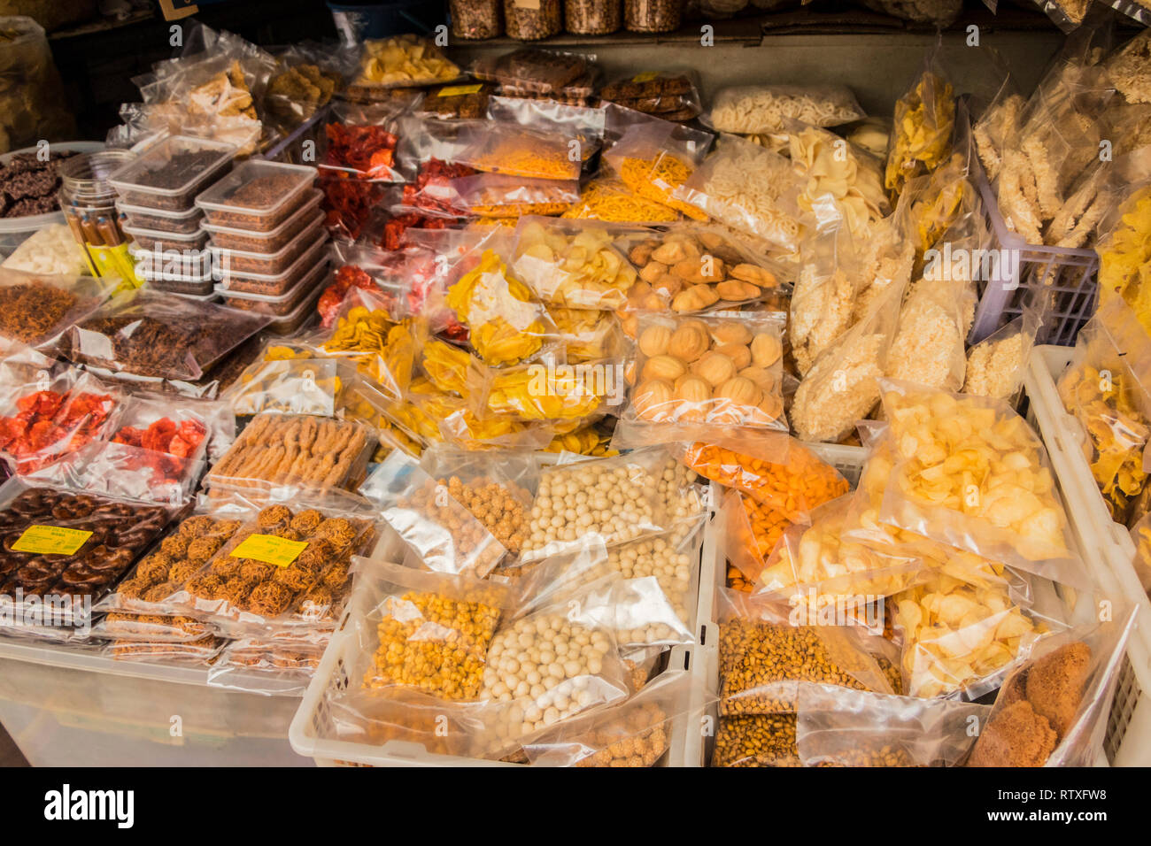market stall selling dry goods in Kuala Lumpur Malaysia Stock Photo - Alamy