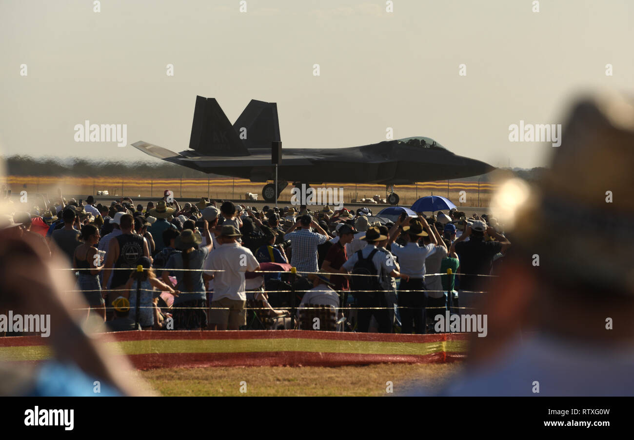 A U.S. Air Force F-22 Raptor assigned to Joint Base Elmendorf ...