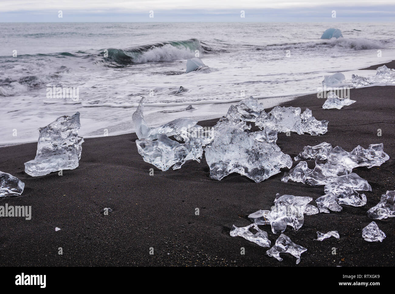 Ice on the Diamond Beach in southeast Iceland Stock Photo - Alamy