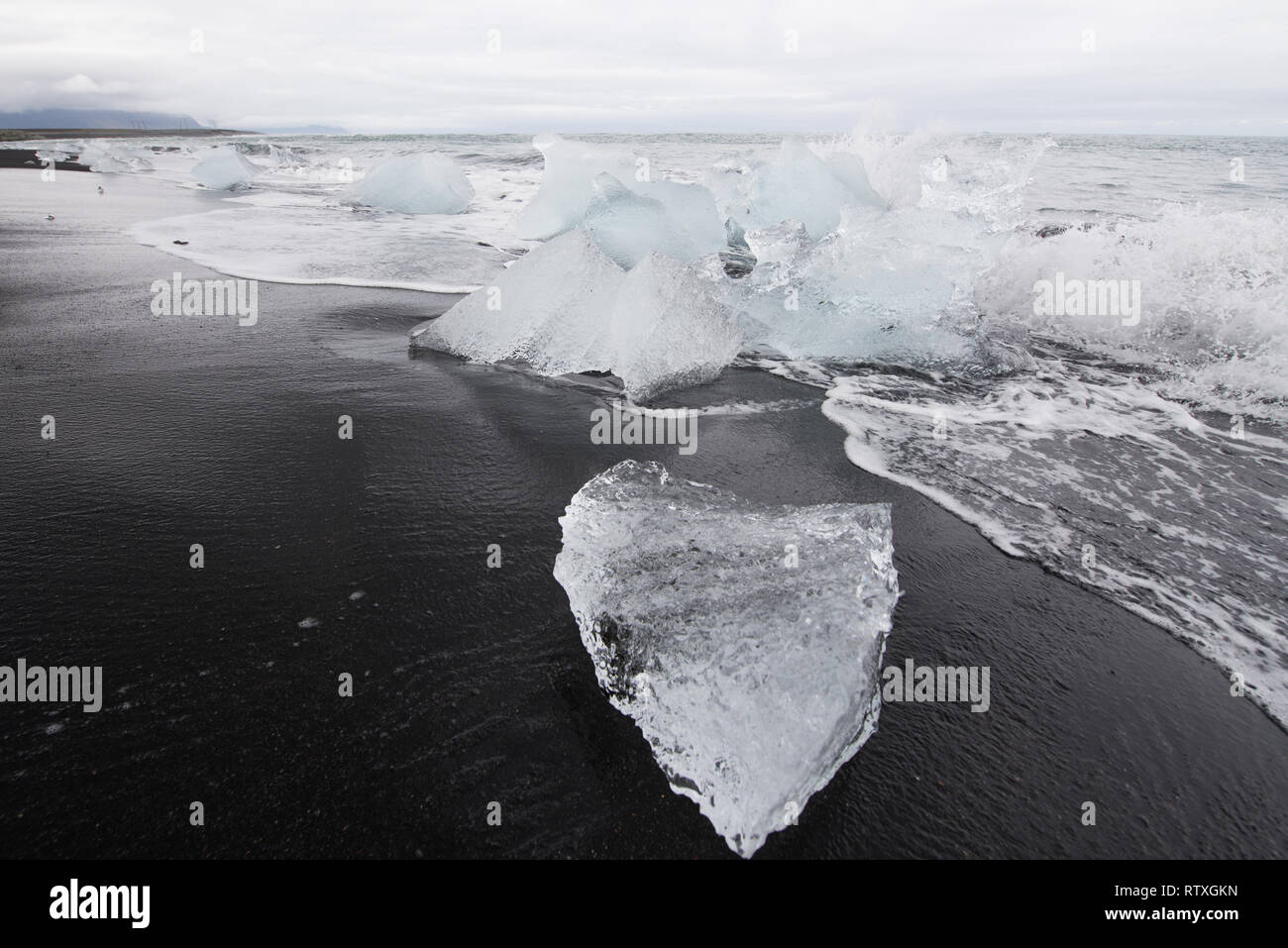 Ice on Atlantic Ocean Diamond Beach in southeast Iceland Stock Photo ...