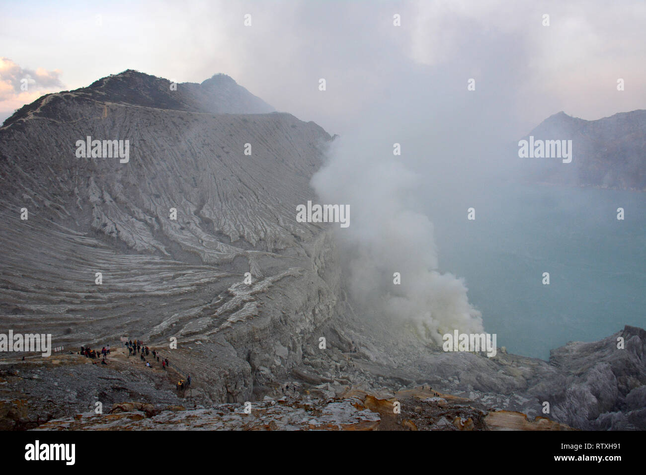 Kawah Ijen volcano and crater lake, Java, Indonesia Stock Photo - Alamy