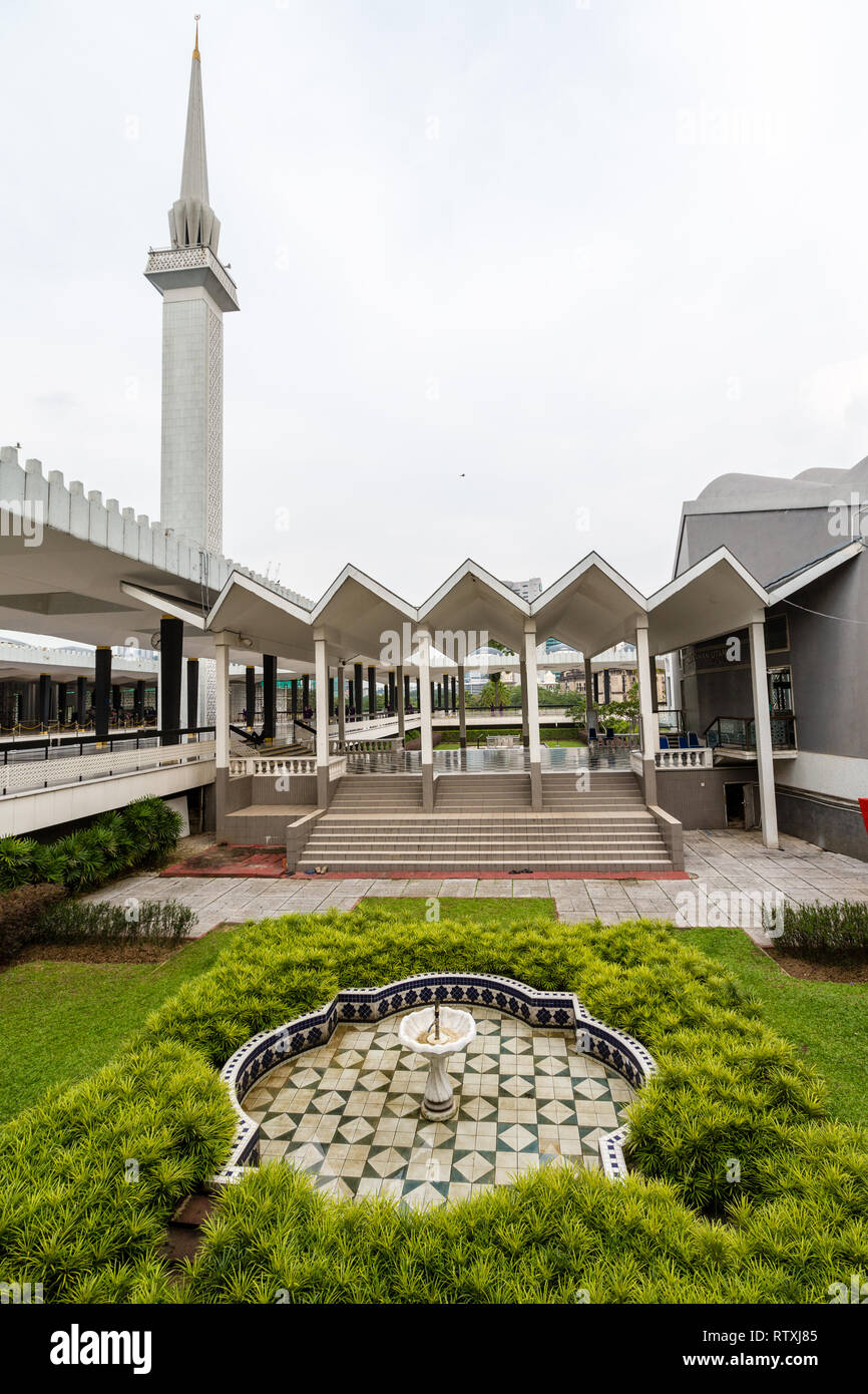 Masjid Negara Mosque High Resolution Stock Photography and Images - Alamy