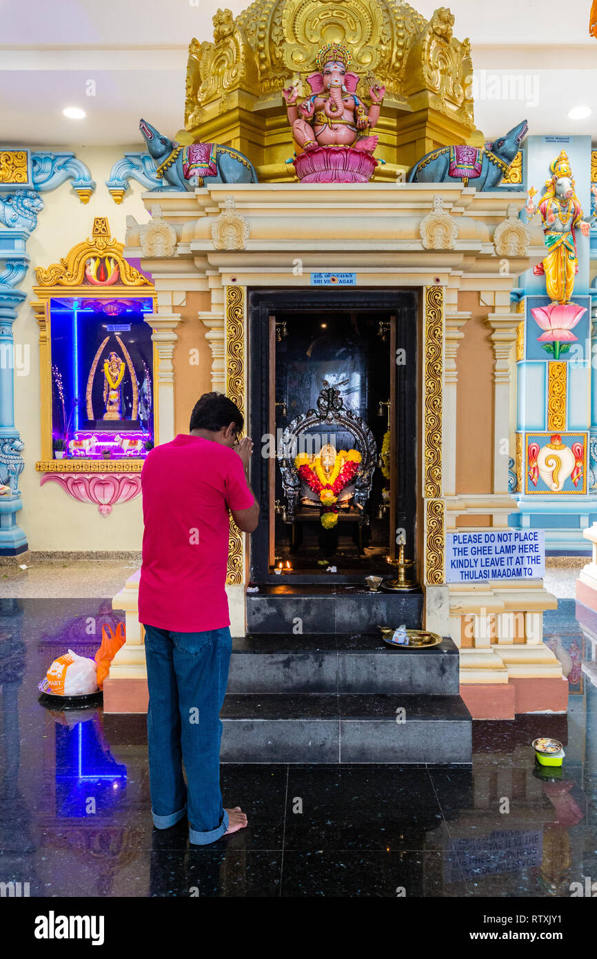 Worshiper Praying before Sri Vinayagar Shrine in Kuil Sri Krishna Hindu ...