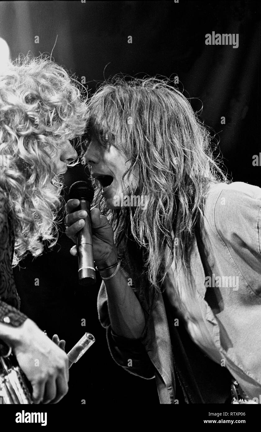 Tesla the band Black and White Stock Photos & Images - Alamy