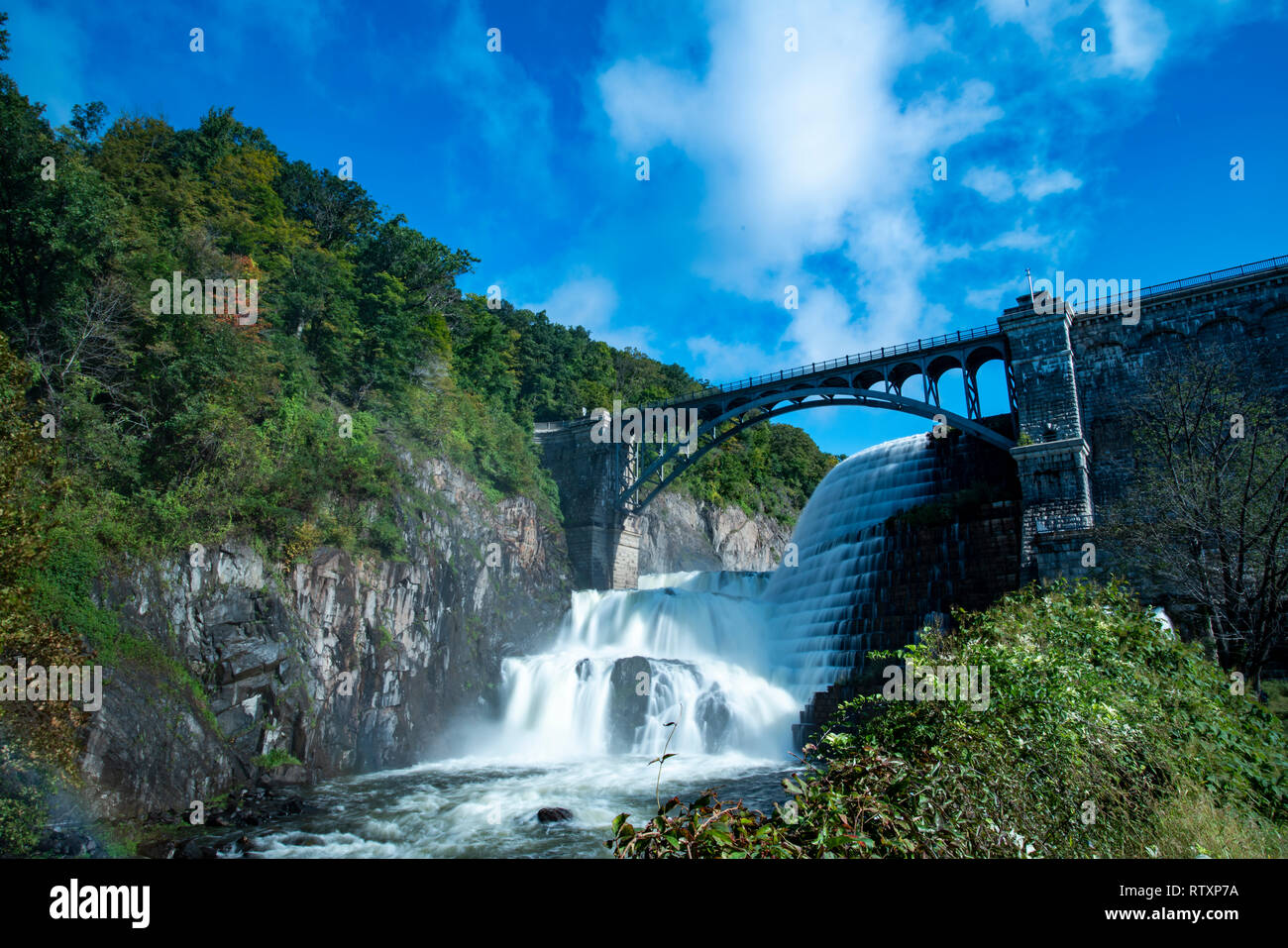 Bridge over dam Stock Photo - Alamy