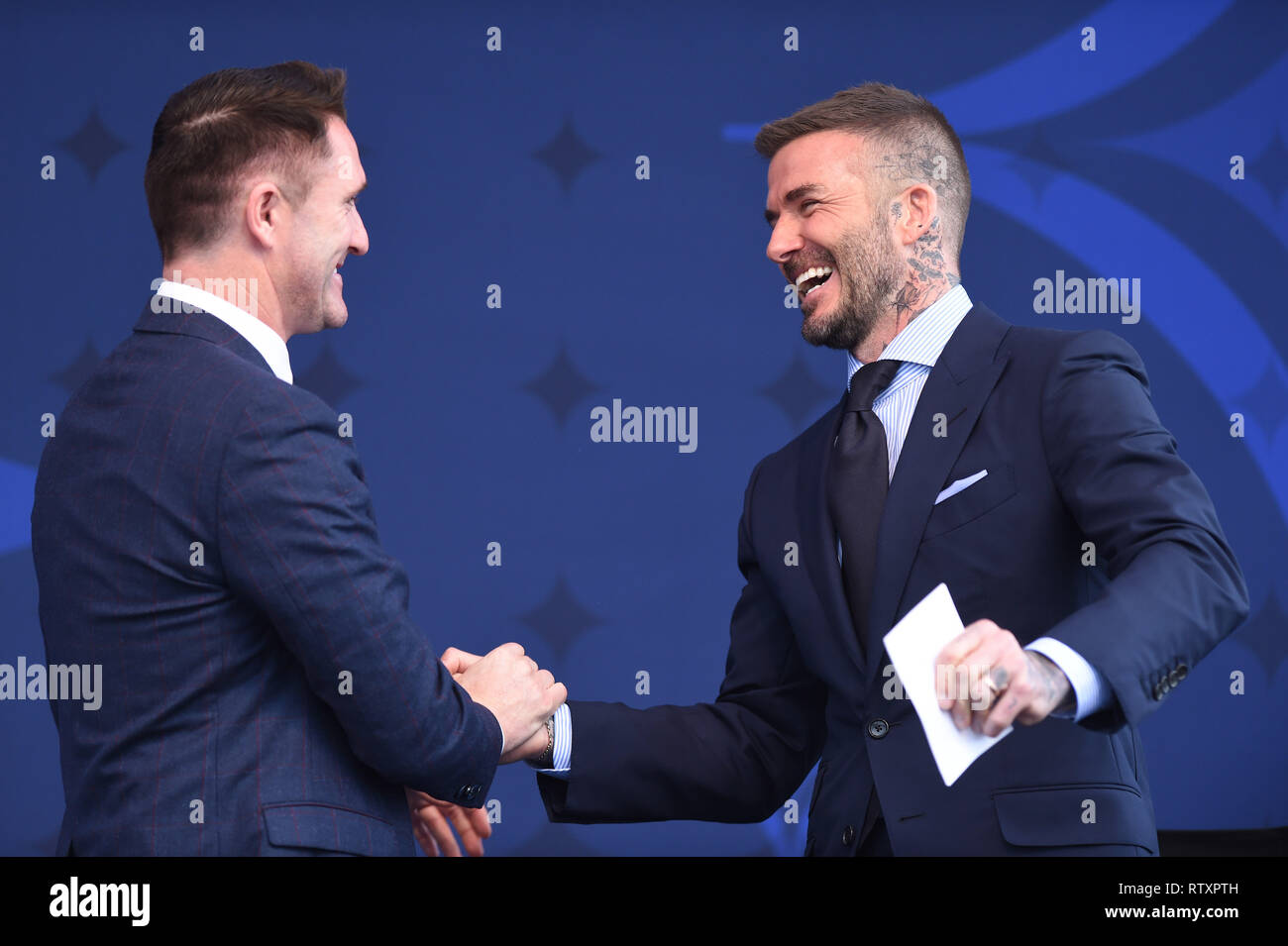Robbie Keane attends the LA Galaxy unveiling ceremony of a statue of ...