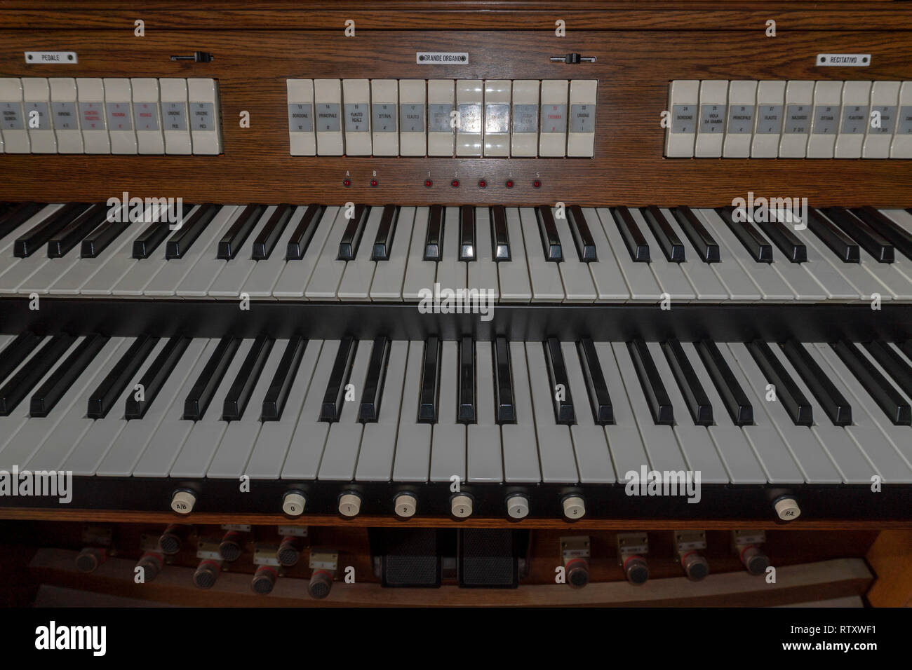 church organ double keyboard detail close up Stock Photo - Alamy