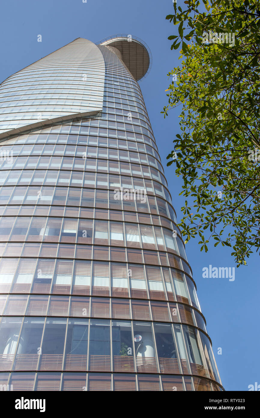 Bitexco Financial Tower - Saigon Skydeck Stock Photo - Alamy