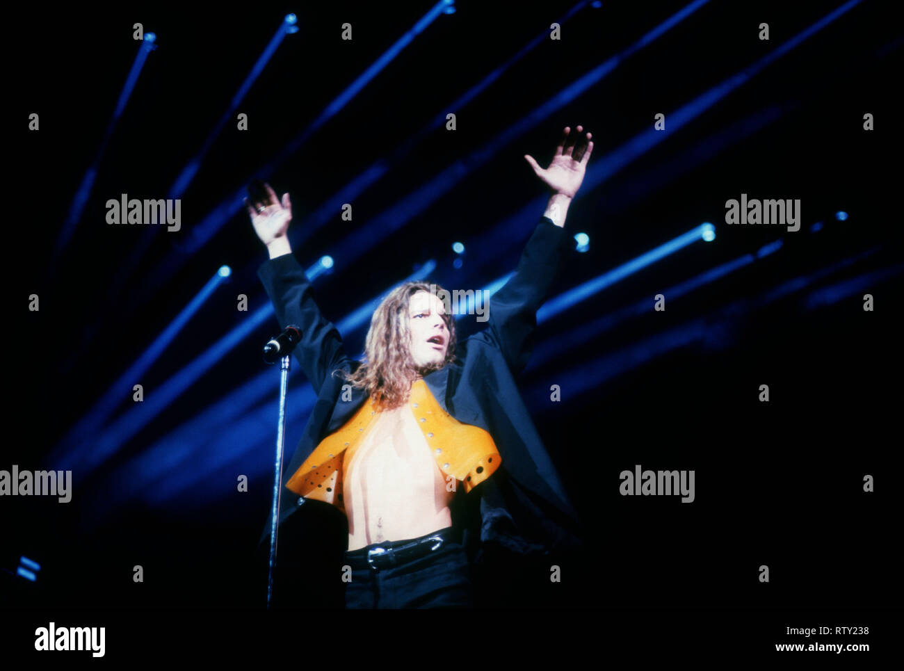 UNIVERSAL CITY, CA - FEBRUARY 6: (EXCLUSIVE) Singer Ricky Martin ...