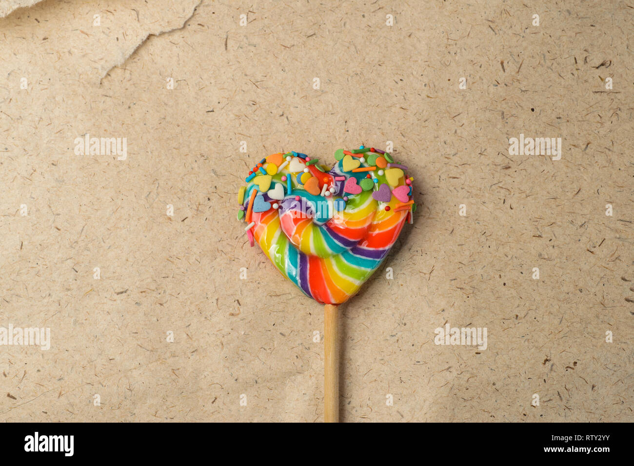 heart shaped lollipop Stock Photo - Alamy