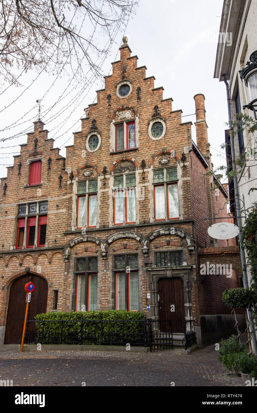 Flemish building hi-res stock photography and images - Alamy
