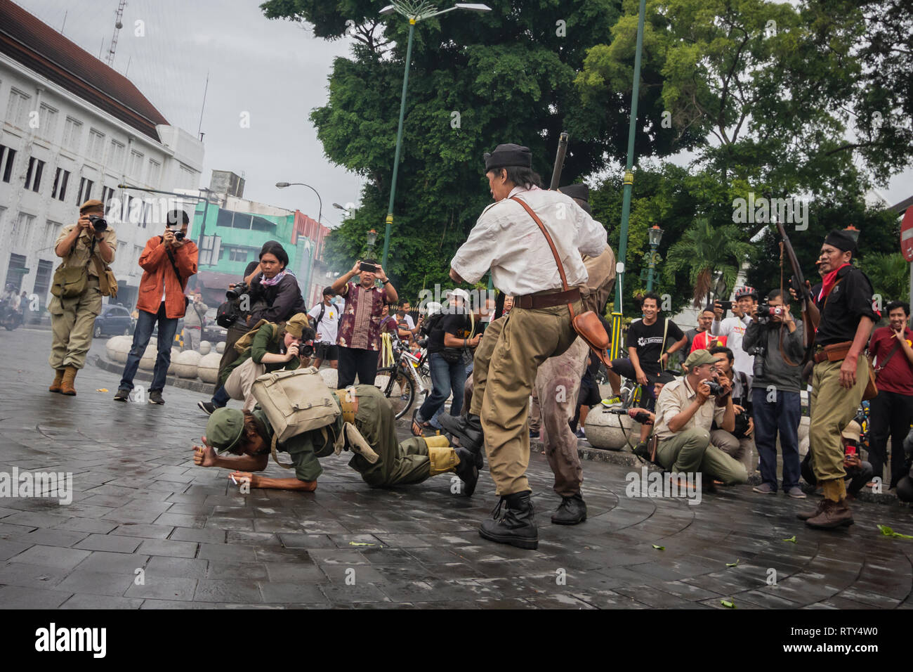Yogyakarta, Indonesia. 03rd Mar, 2019. People play a drama that tells ...
