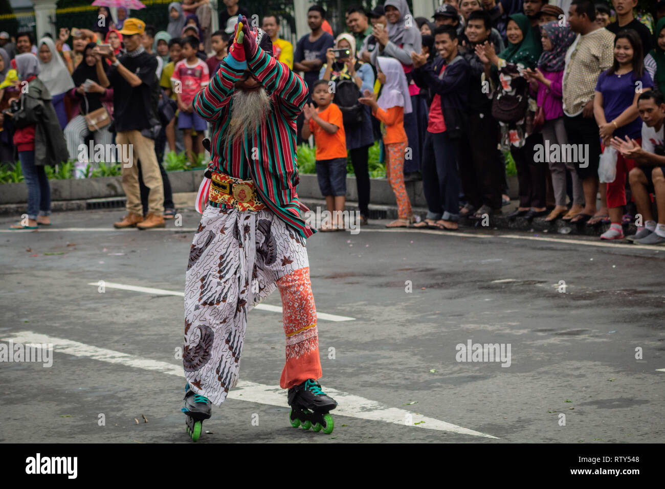 Yogyakarta, Indonesia. 03rd Mar, 2019. Carnival enlivened the general ...