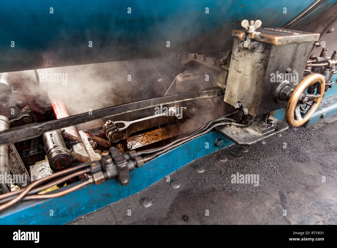 Whitehead Railway museum 3rd December 2017.Connecting rods and drive ...