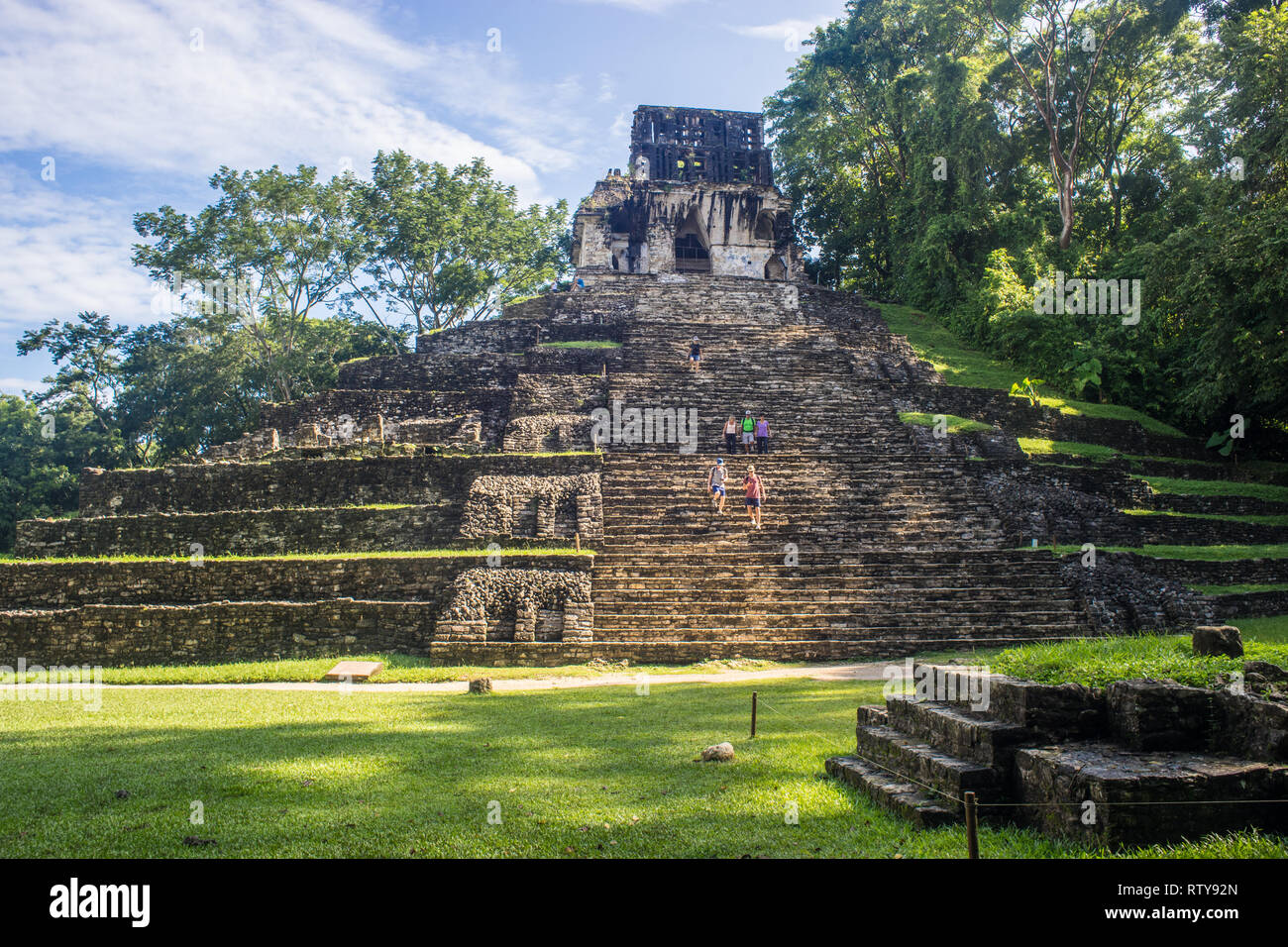 Templo de la cruz, cross temple, Palenque, Mexico Stock Photo - Alamy