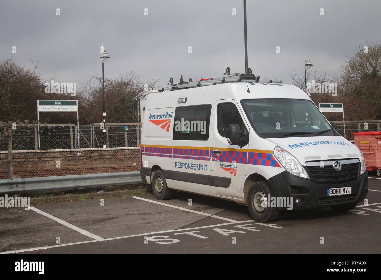 NETWORK RAIL RESPONSE UNIT VAN Stock Photo - Alamy