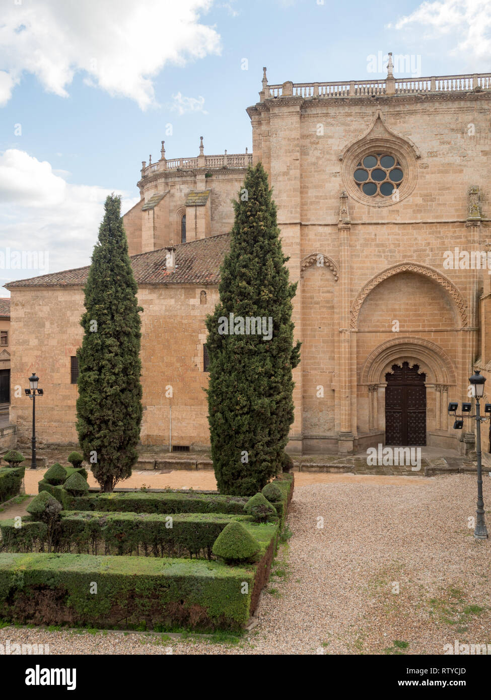 Ciudad rodrigo church hi-res stock photography and images - Alamy