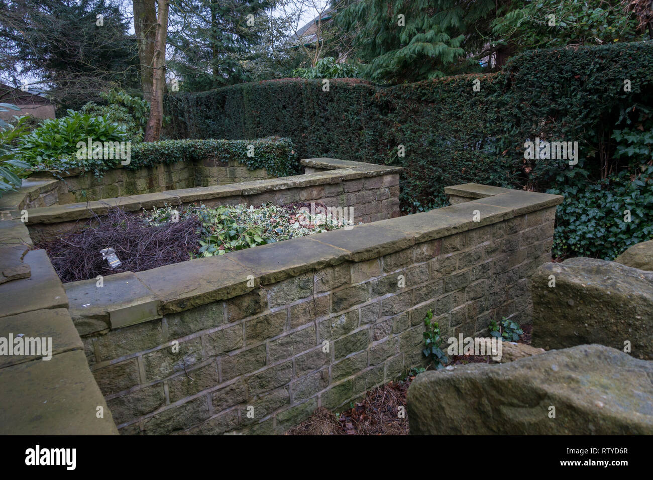 Compost garden enclosure hi-res stock photography and images - Alamy