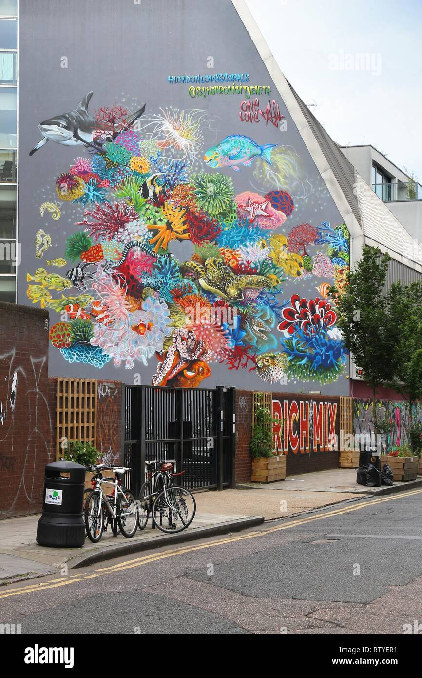 LONDON, UK - JULY 9, 2016: Street art mural of Shoreditch district in ...