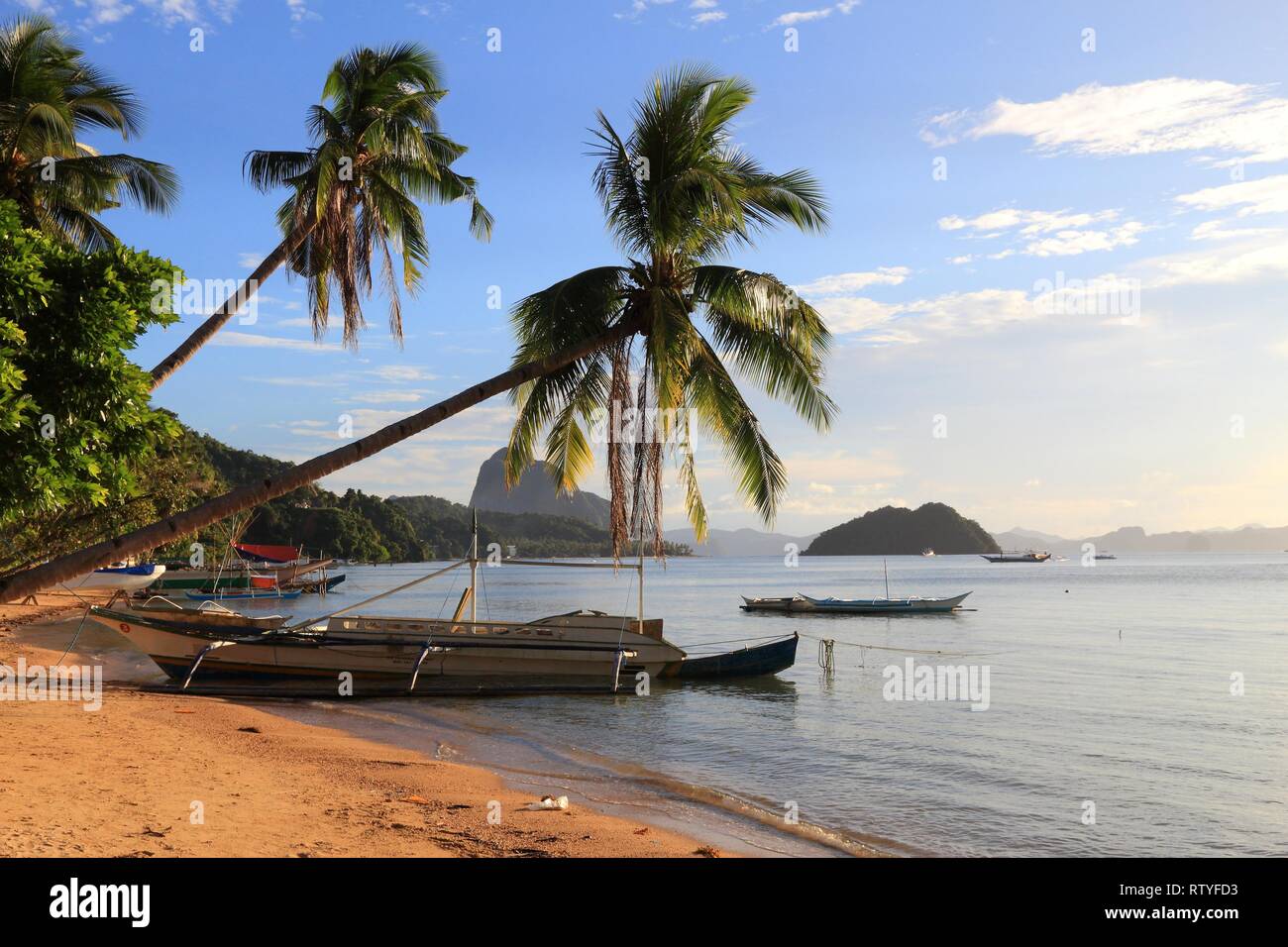 Philippines beach landscape - Corong Corong beach in El Nido, Palawan ...