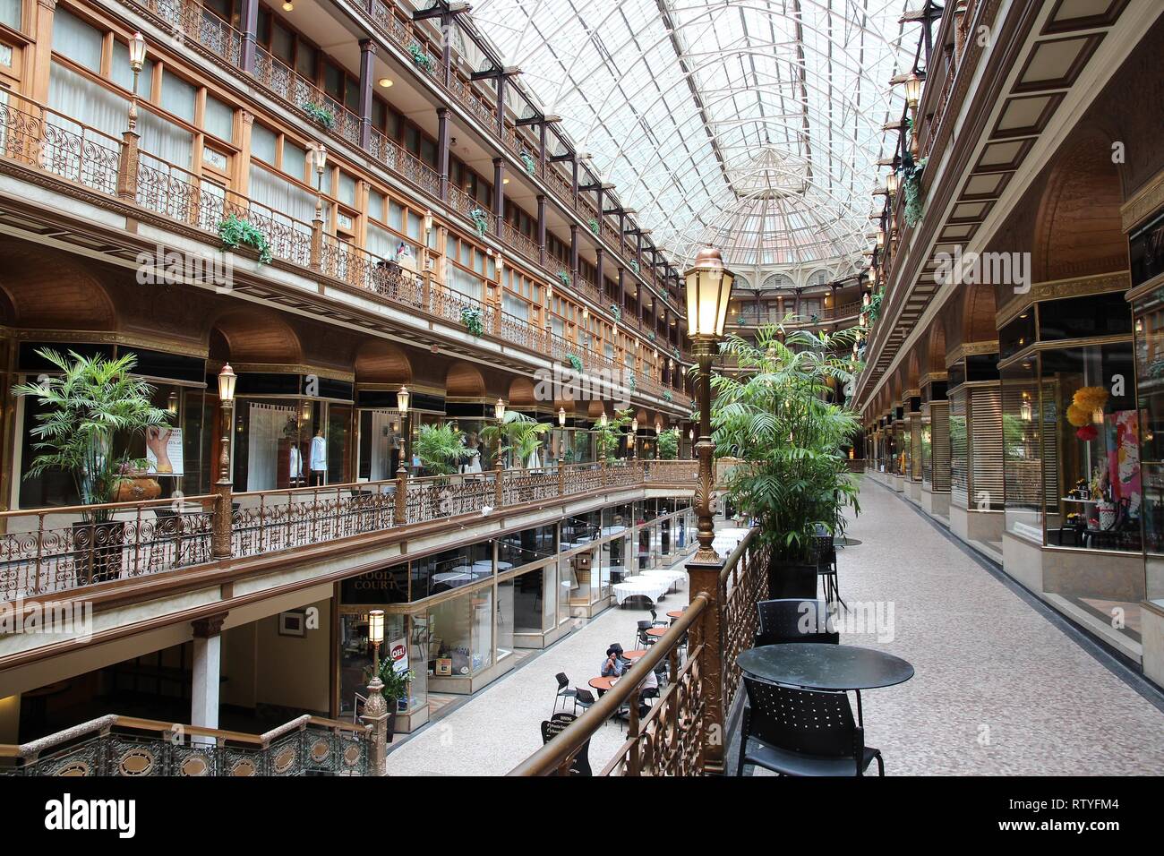 Victorian era structure hi-res stock photography and images - Alamy