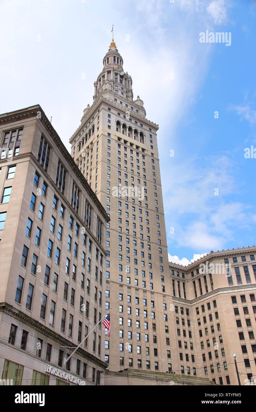 CLEVELAND, USA - JUNE 29, 2013: Exterior view of Terminal Tower in ...