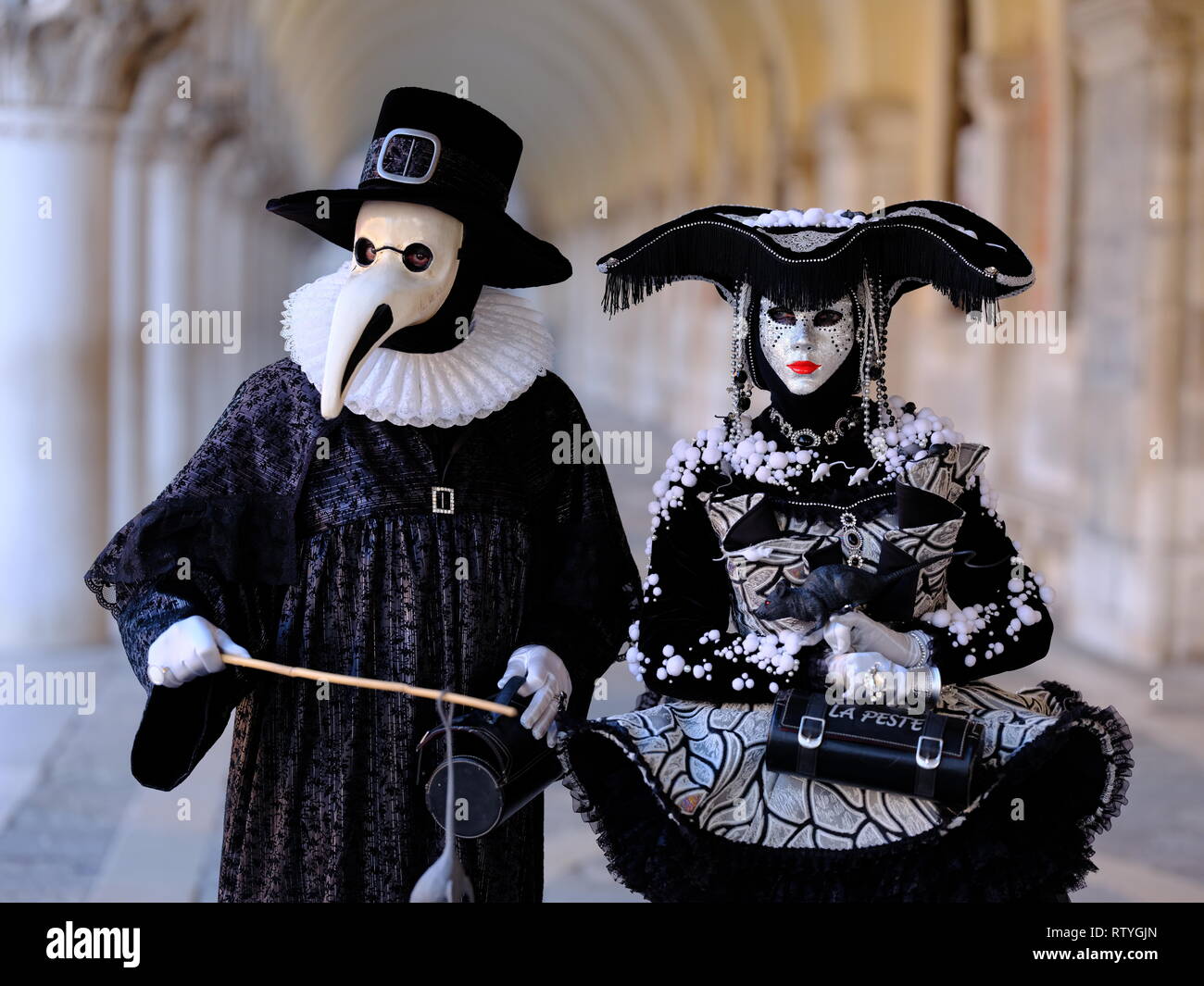 Venice Carnival Mask Festival 2019 The Rat Catchers Stock Photo - Alamy