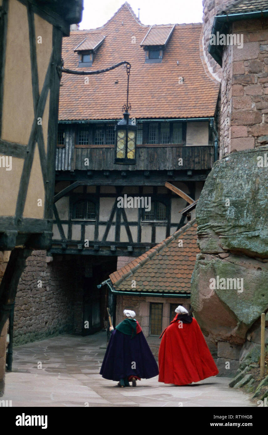 Wenches hi-res stock photography and images - Alamy