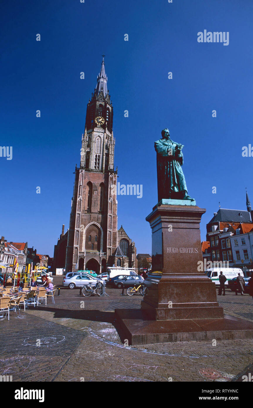 Statue of Hugo the Great,Nieuwekerk background,Delft,Netherlands Stock ...