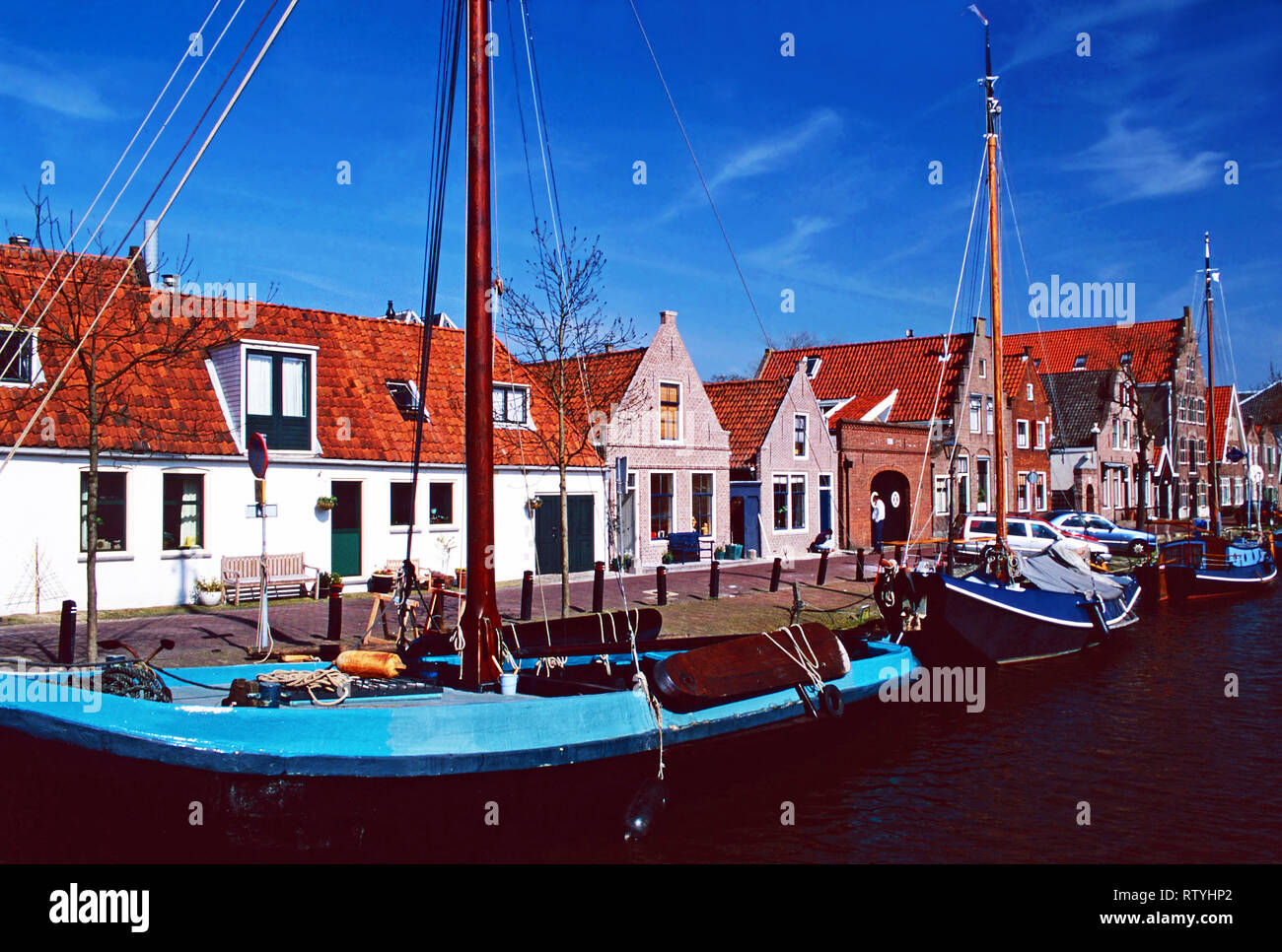 Single masted sailing vessel,Edam harbor,Netherlands Stock Photo - Alamy