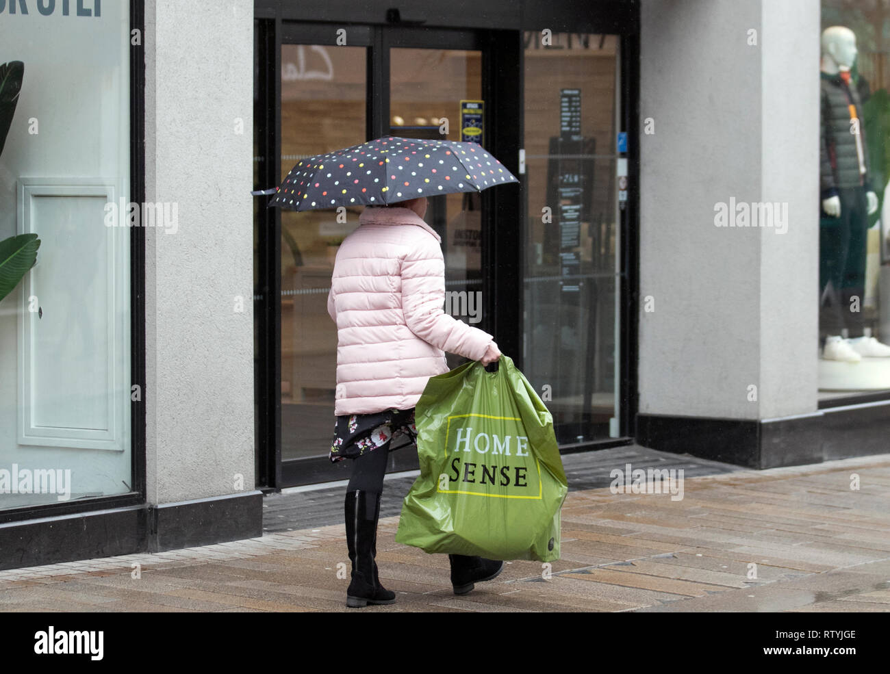 Preston, Lancashire. 3rd March, 2019. UK Weather. Wet start to the day ...