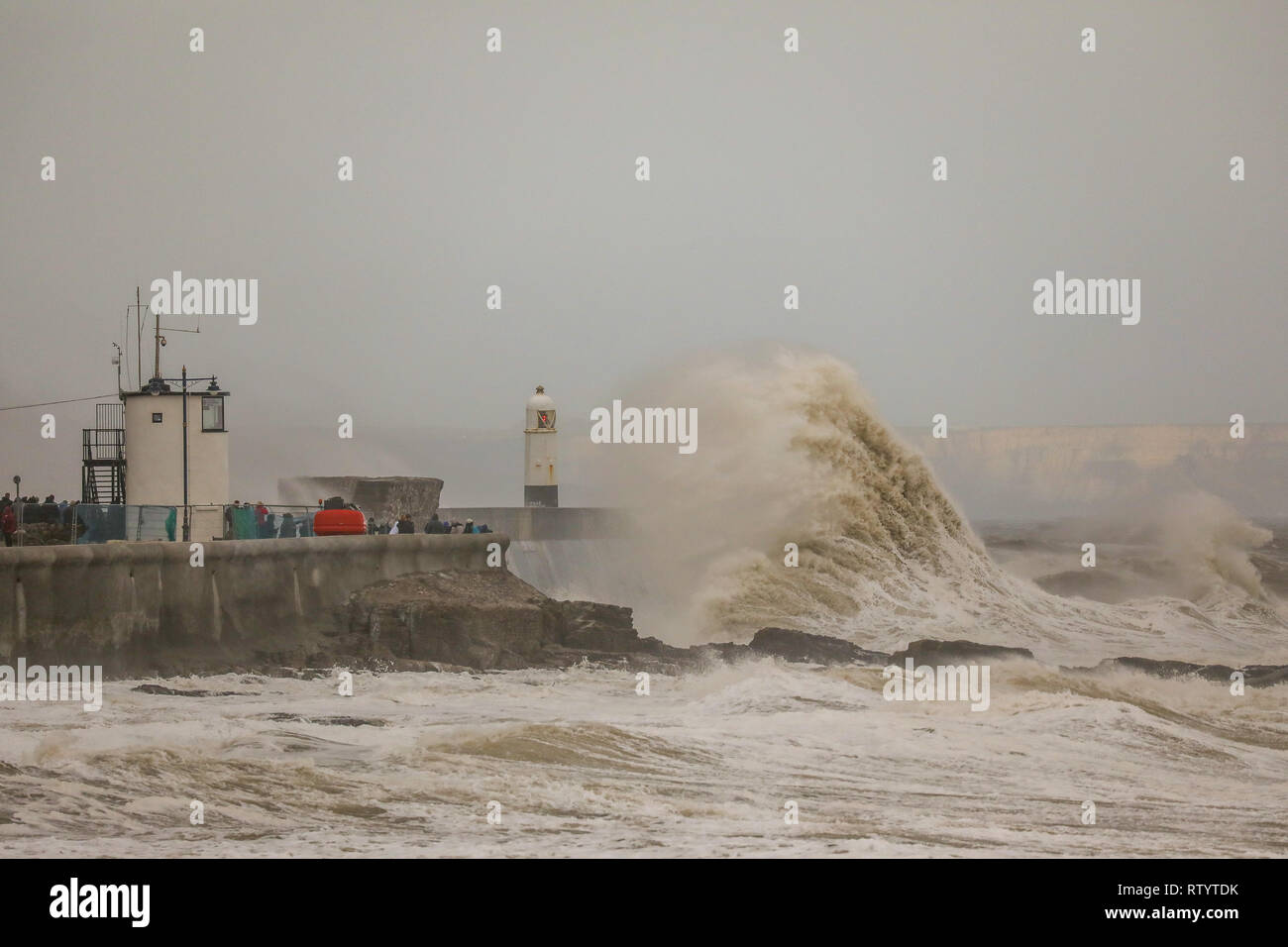 Storm surge hurricane waves hi-res stock photography and images - Alamy