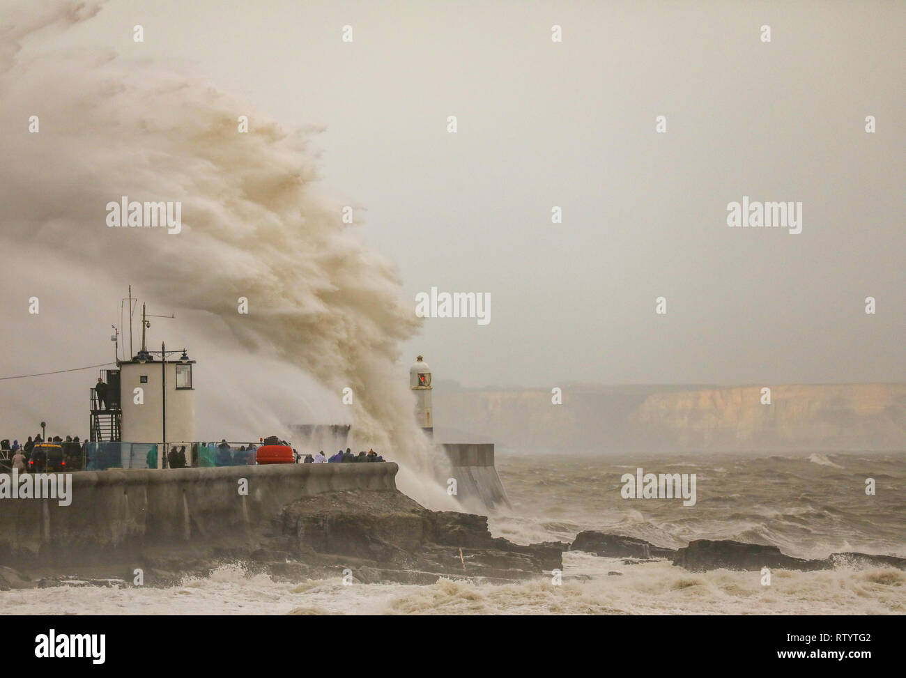 Porthcawl, UK. 3rd March, 2019. Huge waves from Storm Freya batter ...