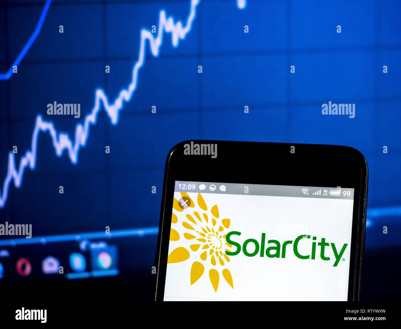 Solarcity hi-res stock photography and images - Alamy